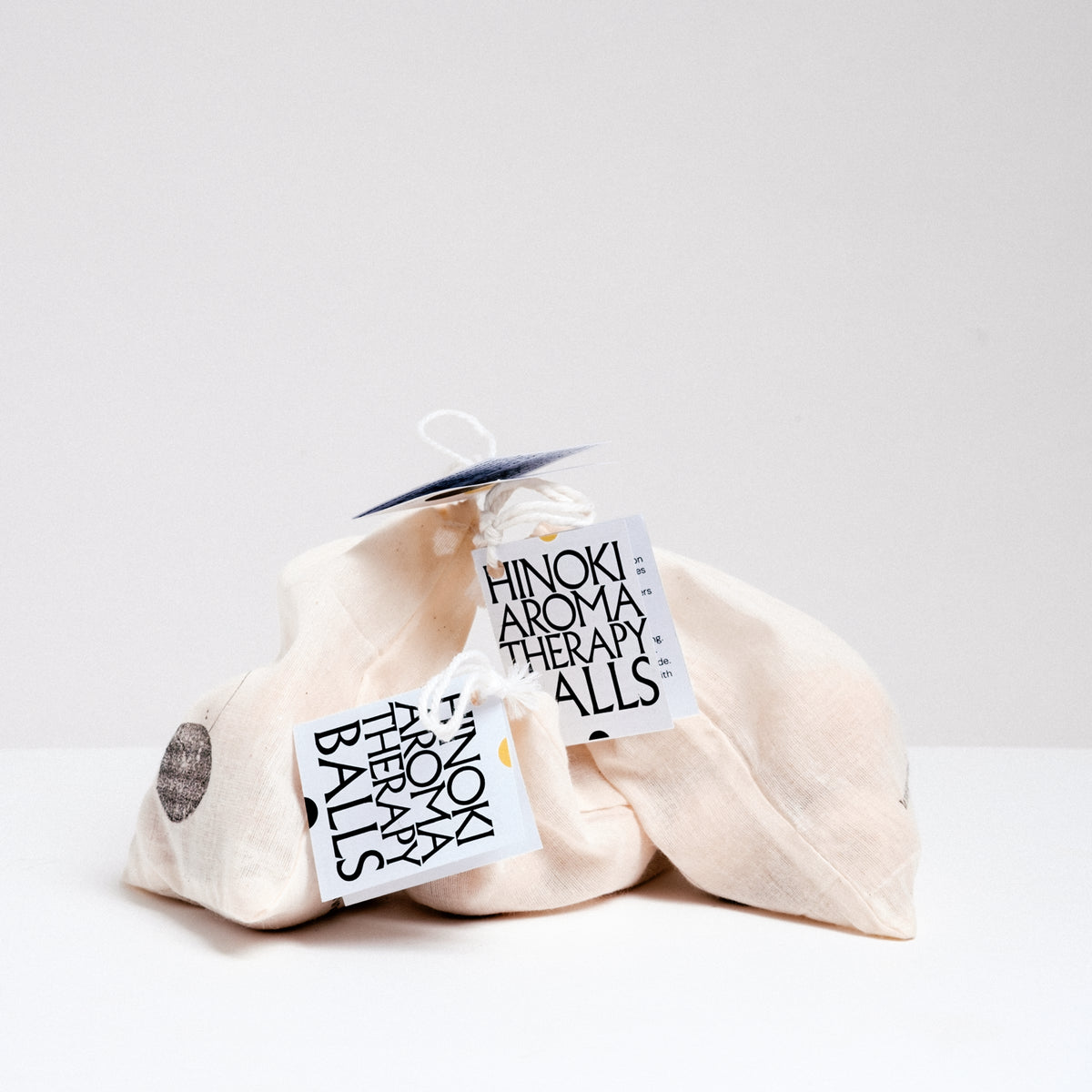 HINOKI WOOD AROMATHERAPY BALLS | JAPANESE DESIGN | MADE IN JAPAN – NiMi ...